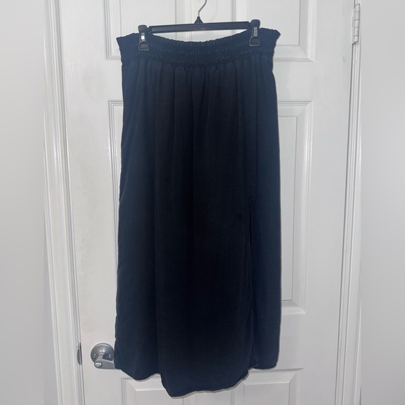 cloth & stone | Skirts | Cloth Stone Black Maxi Skirt | Poshmark